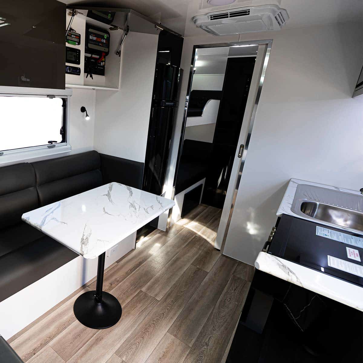 Outback - Sunfinder Caravans